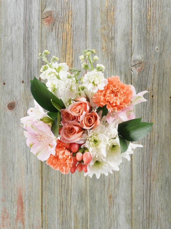 Wholesale Love Notes 10 Stem Delivered Online | FlowerFarm