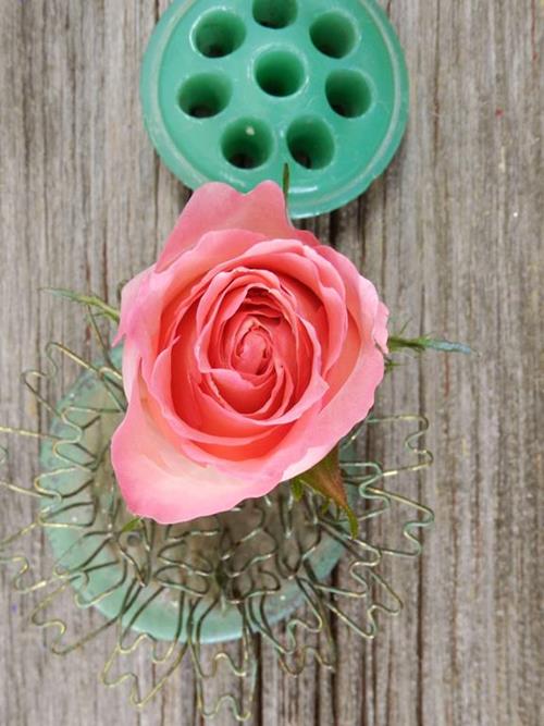 Wholesale Metallic Hot Pink Rose / Silver Paint Bouquet Delivered ...